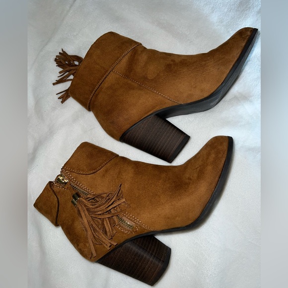 LC Lauren Conrad | Shoes | Lc Booties | Poshmark